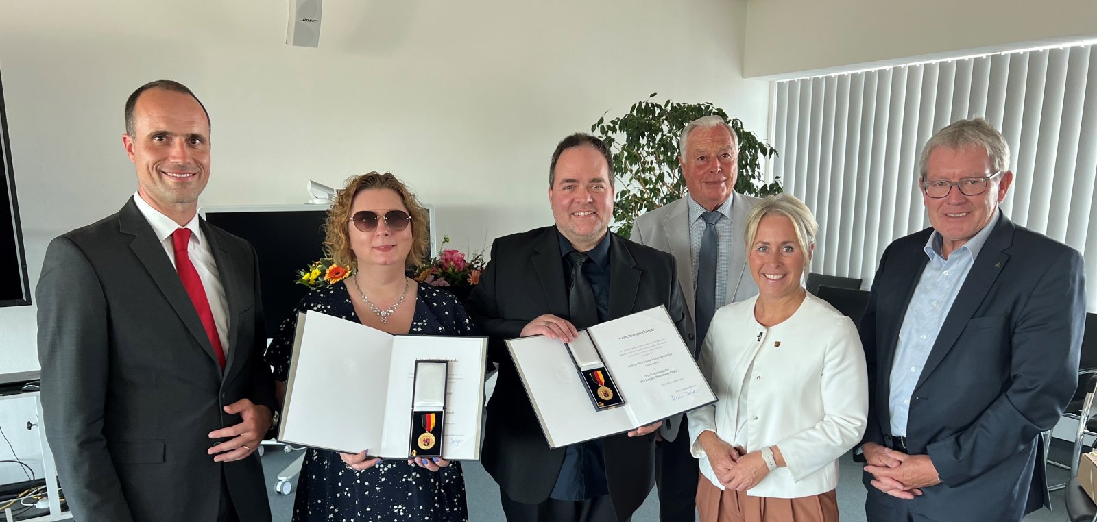 Verdienstmedaille für Ehepaar Knopper | Landkreis Südwestpfalz