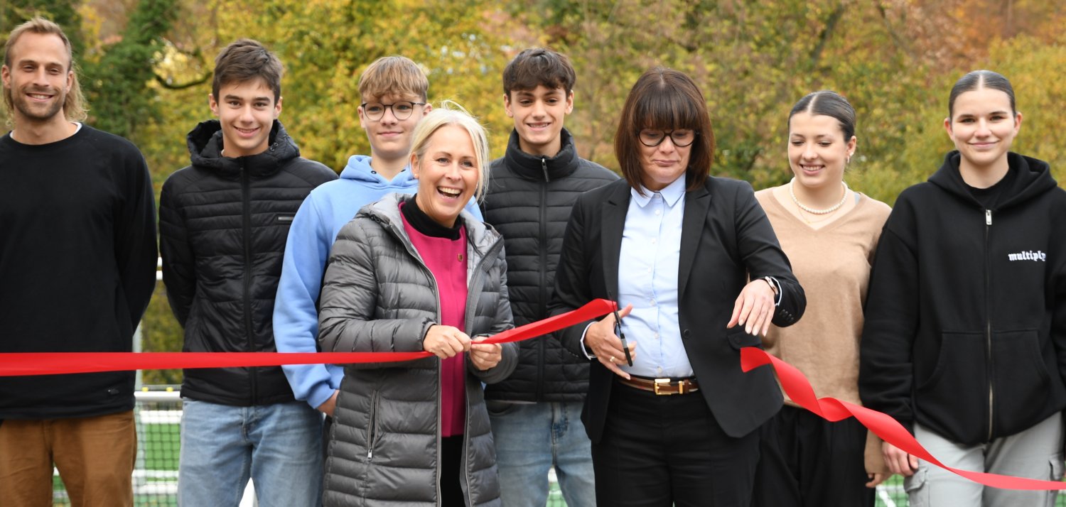 Standort gestärkt: Neue Daniel-Theysohn-Arena der IGS in Waldfischbach ...